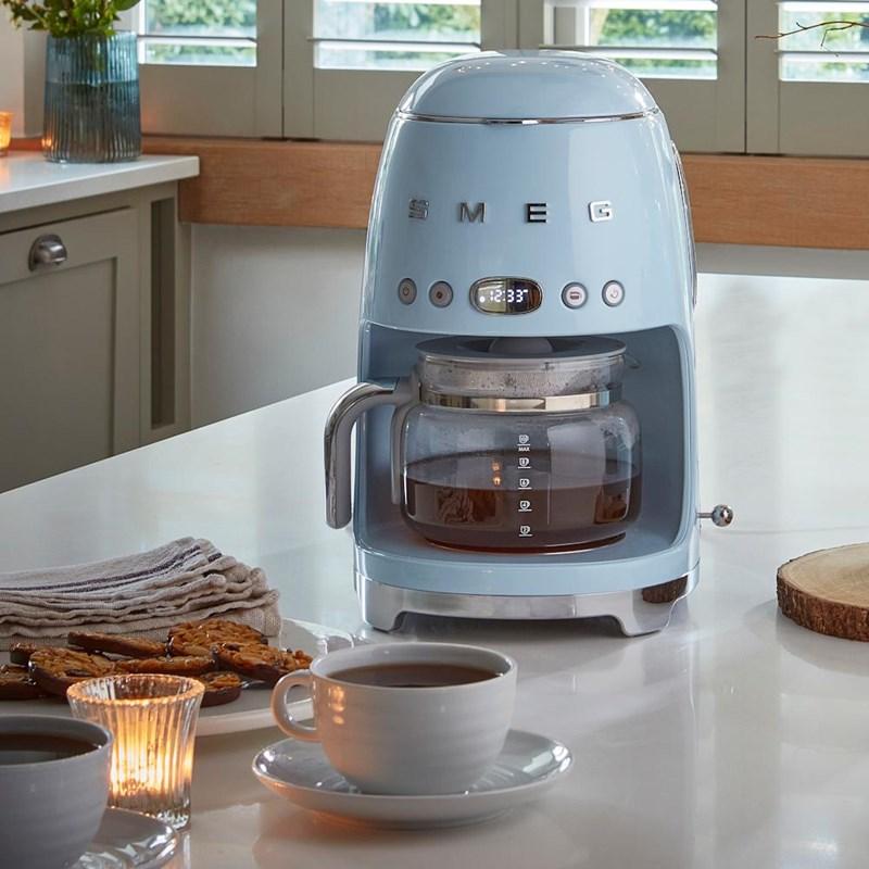 Smeg Coffee Machine DCF02PBUS | Appliance Canada